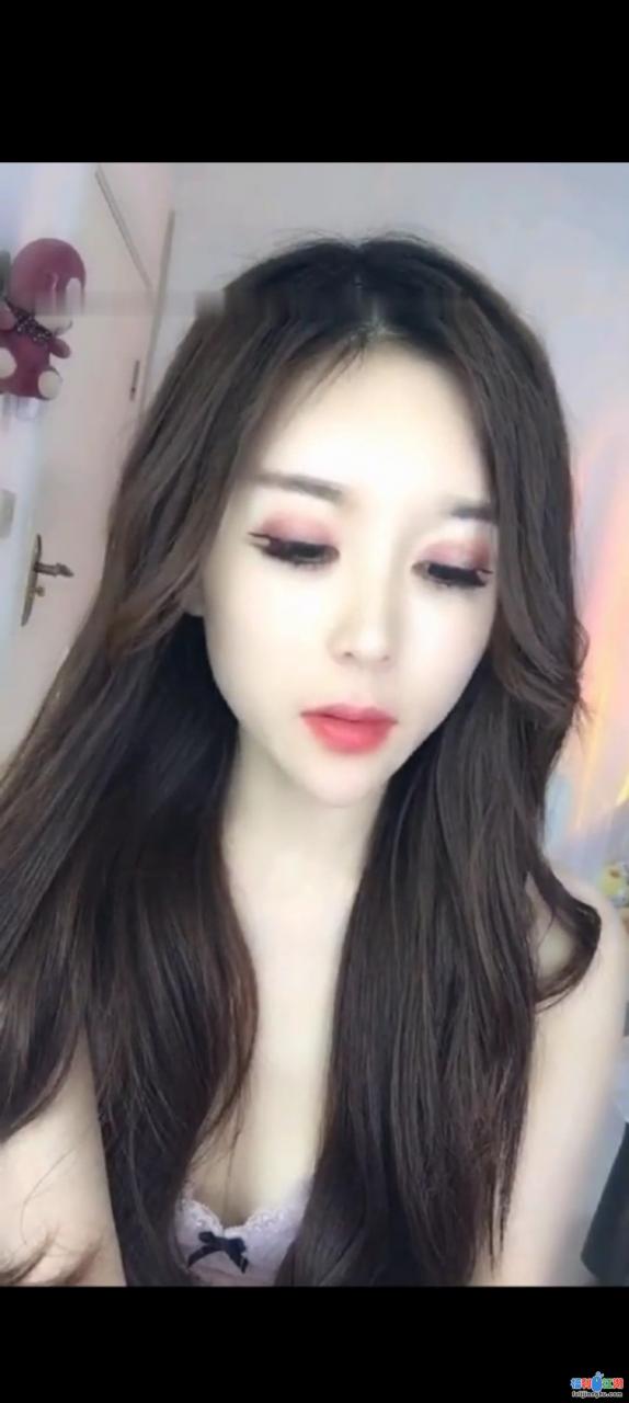 气质美女诱惑1V＋1.9g - 老司机