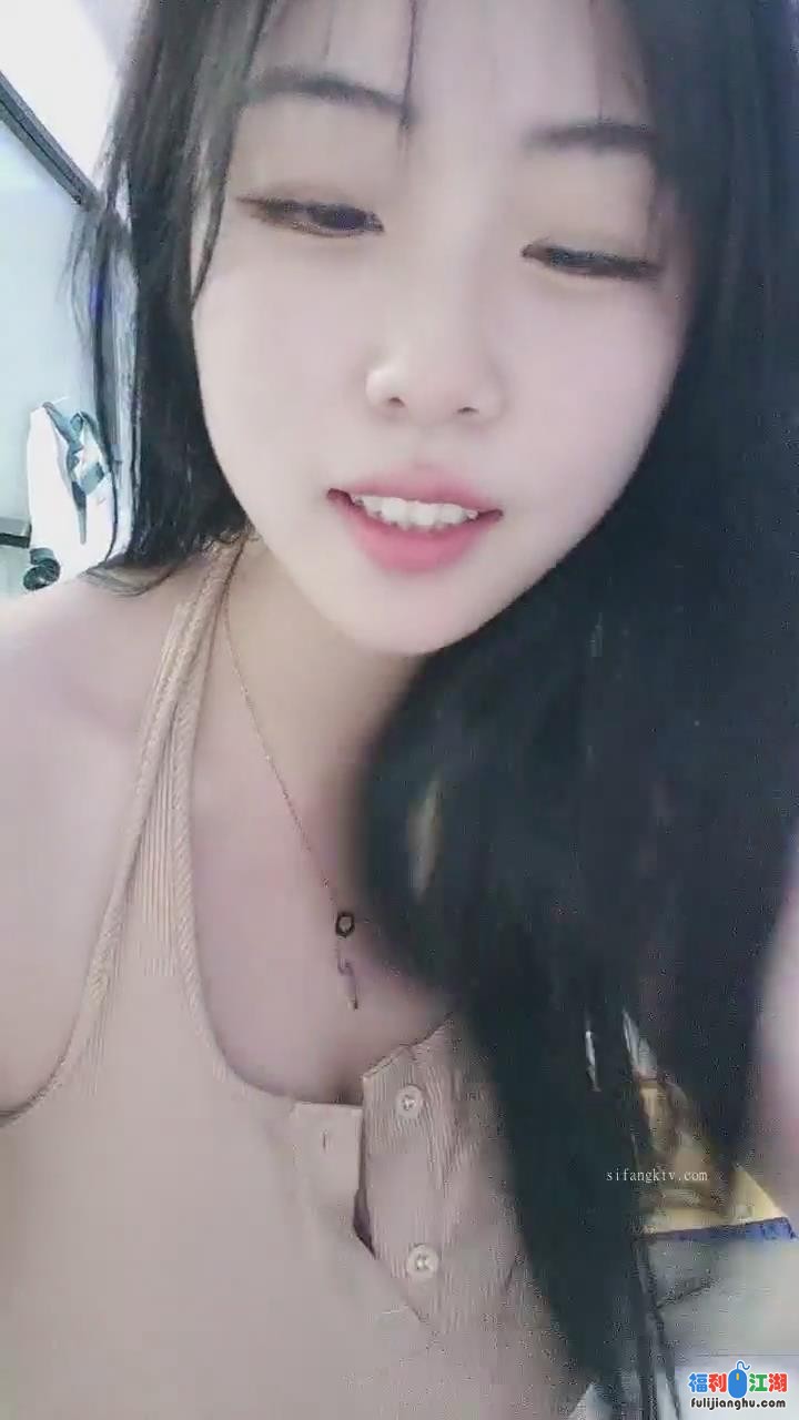 【00后超级胸】超级大奶子！绝对可以砸死人~道具自慰~狂撸【4.2G】 - 老司机