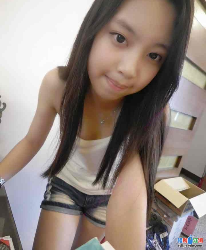 【自拍】-聊天软体遇到可爱小嫩妹子，说一说就脱 【34p 3v 48m】【百度网盘】 – 老司机