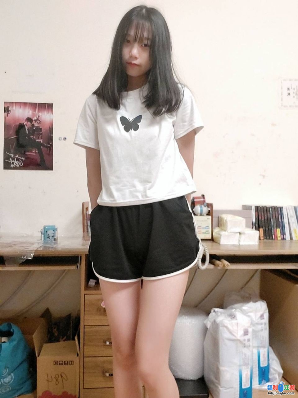 大一青春紫色葡萄看来没少被干[4v/18p/790mb][度盘] – 老司机